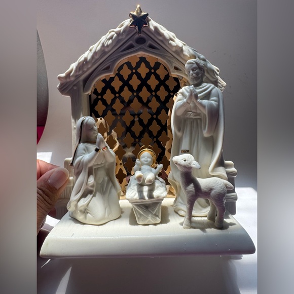 Lenox | Holiday | Lenox Lit Nativity Baby Jesus Decorationporcelain ...